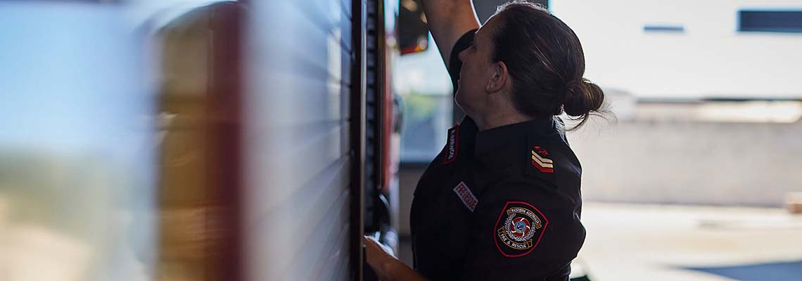 Careers and Volunteering - Department of Fire and Emergency Services